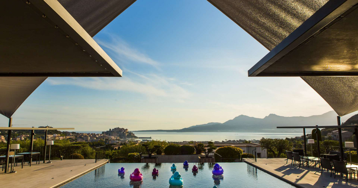 Echappée design à la française : la Villa Calvi, une affaire de famille