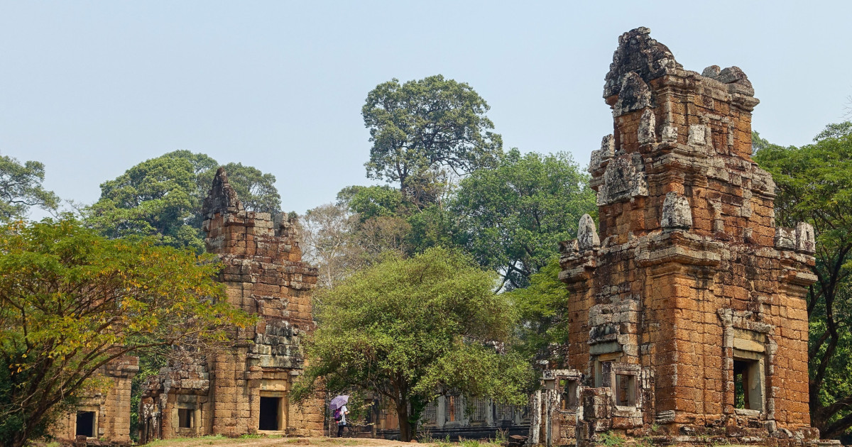 Voyage dans le design : 3 designers s'essaient à la poterie cambodgienne