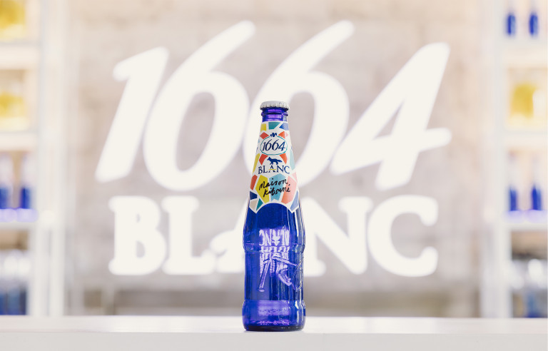 La collaboration exclusive 1664 BLANC et Maison Kitsuné