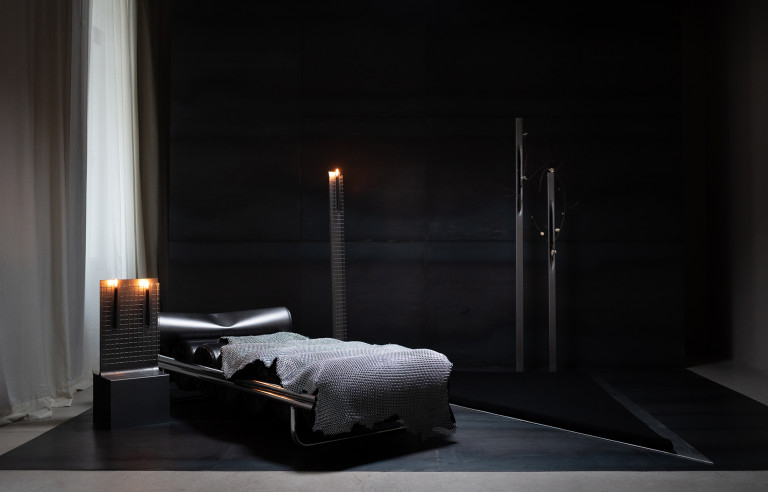 Le duo André Jacob présente sa première collection en auto-édition